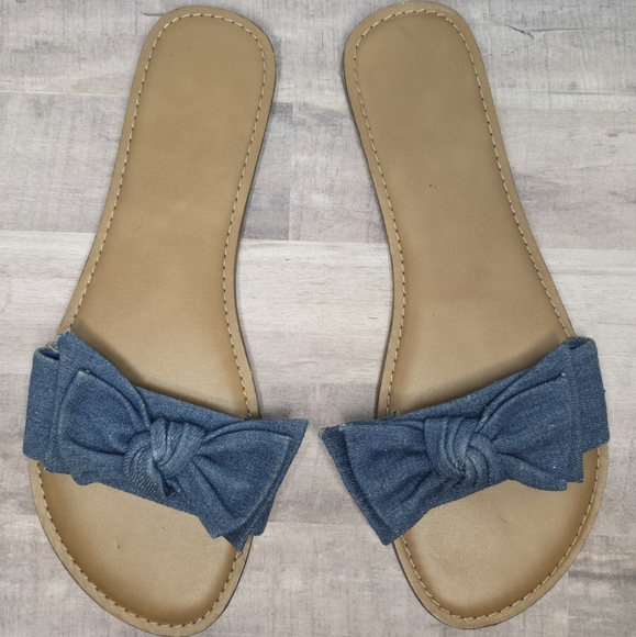 Time and Tru | Shoes | Time And Tru Denim Blue Bow Slide Sandals | Poshmark